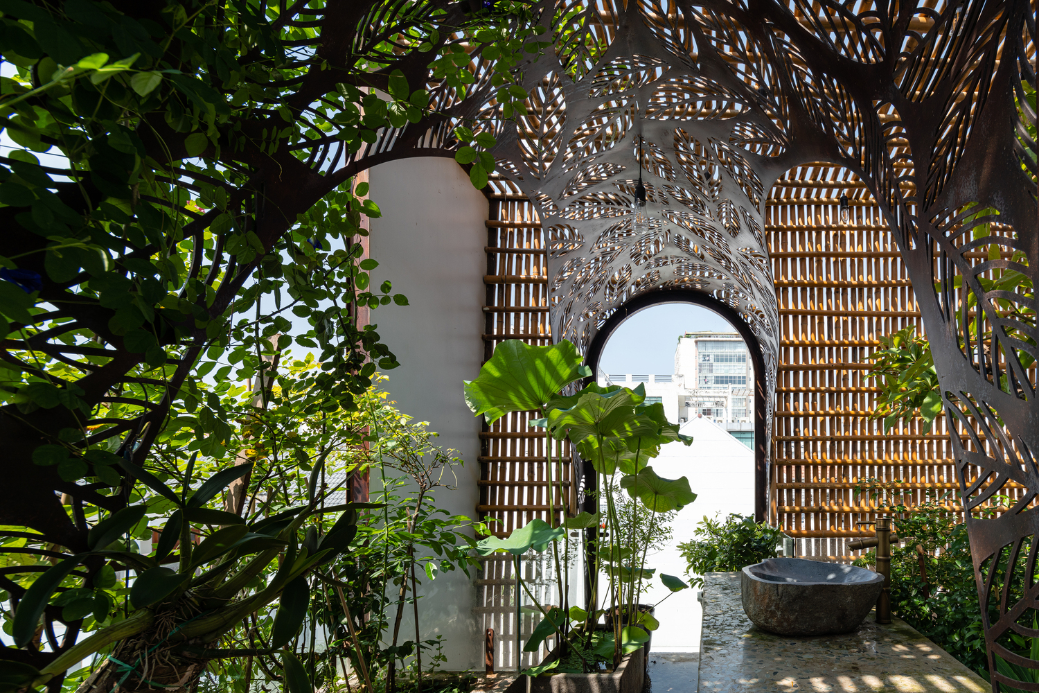 Woven Bamboo Screen | Vietnamese Architect Transforms A Narrow Plot ...